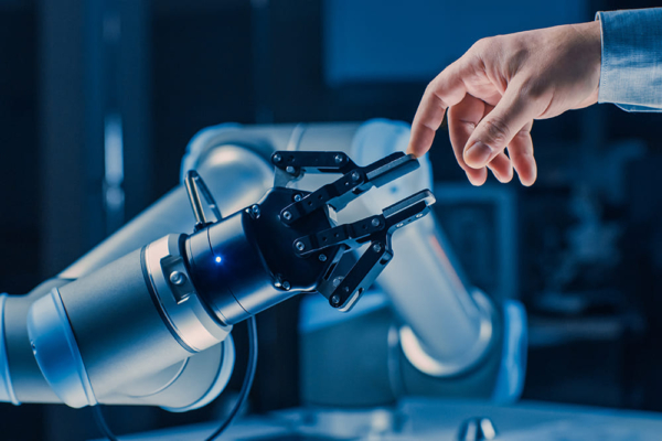 Robot Manicure: Will Robots Replace Nail Salons? | Bernard Marr